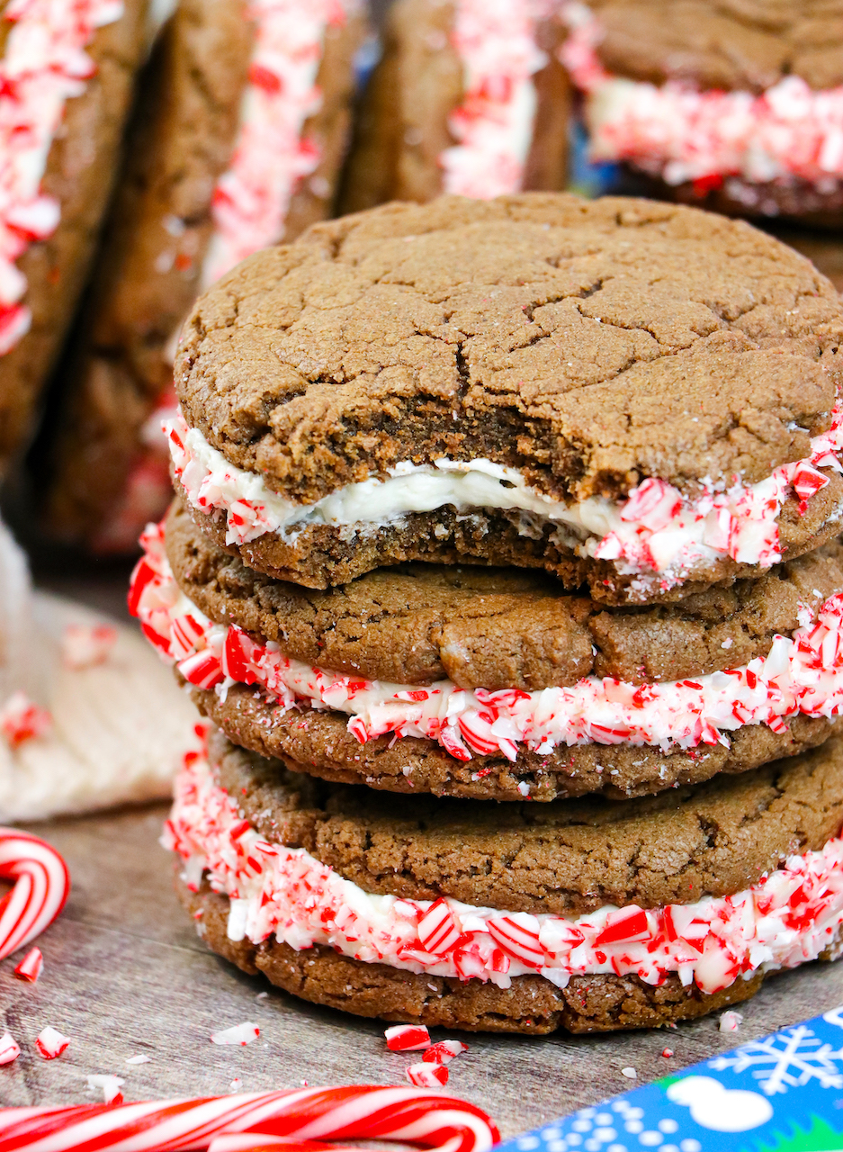 Peppermint Brownie Cookie Sandwiches - BRIGHT MOMENT CO.